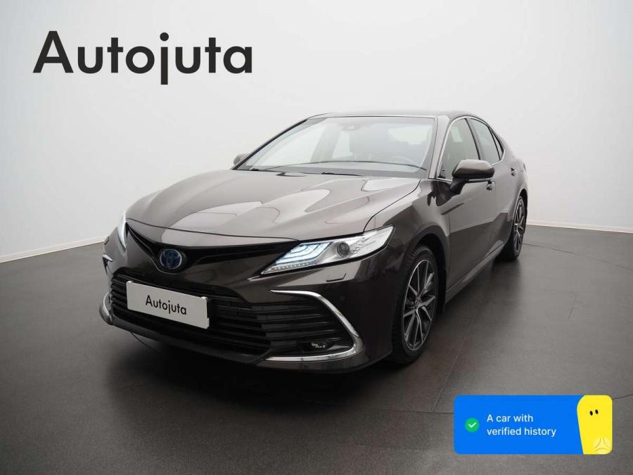 Brūns Toyota Camry 2022 Viļņa, ar dzinēja tilpumu 2.49 L un nobraukumu 114 tūkst. km par 23400 €, foto 1 vietnē AUTOMOTO.COM.LV