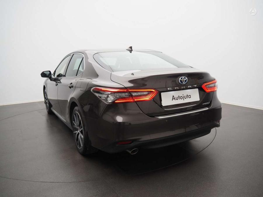 Brūns Toyota Camry 2022 Viļņa, ar dzinēja tilpumu 2.49 L un nobraukumu 114 tūkst. km par 23400 €, foto 7 vietnē AUTOMOTO.COM.LV