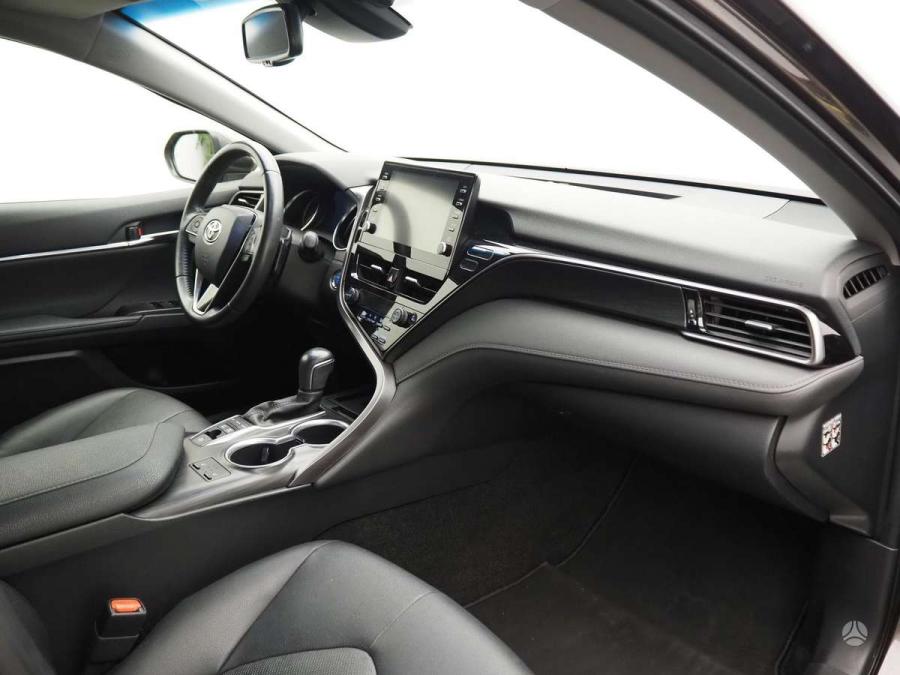 Brūns Toyota Camry 2022 Viļņa, ar dzinēja tilpumu 2.49 L un nobraukumu 114 tūkst. km par 23400 €, foto 13 vietnē AUTOMOTO.COM.LV
