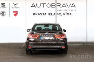 Коричневый Тойота Камри 2022 в Рига, объемом двигателя 2.50 л и пробегом 101 тыс. км за 23300 €, фото 8 на AUTOMOTO.COM.LV