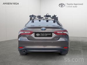 Brūns Toyota Camry 2023 Rīga, ar dzinēja tilpumu 2.50 L un nobraukumu 72 tūkst. km par 31000 €, foto 7 vietnē AUTOMOTO.COM.LV