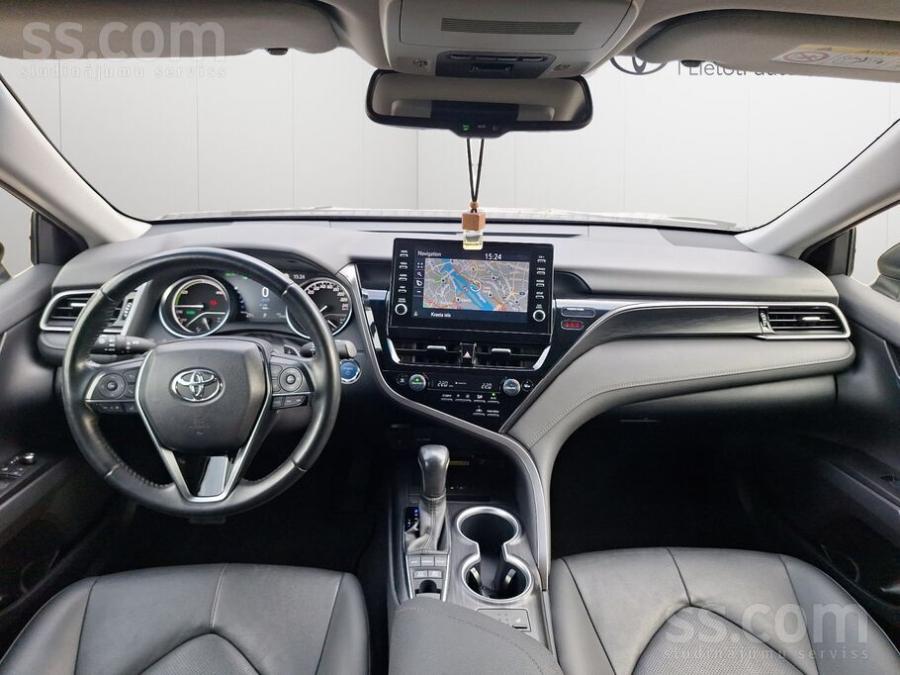 Brūns Toyota Camry 2023 Rīga, ar dzinēja tilpumu 2.50 L un nobraukumu 72 tūkst. km par 31000 €, foto 10 vietnē AUTOMOTO.COM.LV