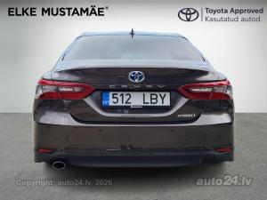 Brown Toyota Camry 2024 in Tallinn, with an engine capacity of 2.49 L and mileage of 23 thousand km for 33895 €, photo 5 on AUTOMOTO.COM.LV