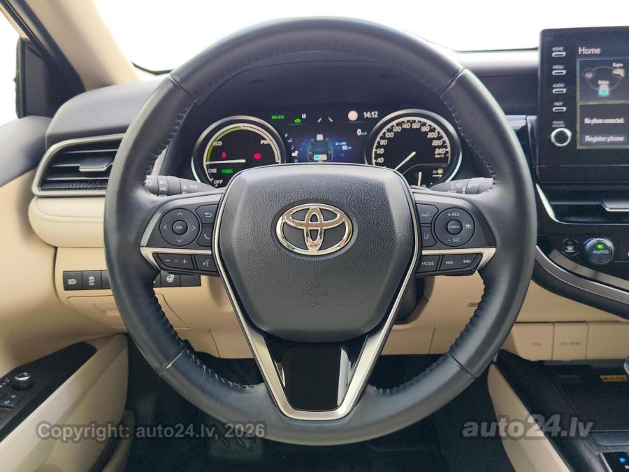Brown Toyota Camry 2024 in Tallinn, with an engine capacity of 2.49 L and mileage of 23 thousand km for 33895 €, photo 13 on AUTOMOTO.COM.LV
