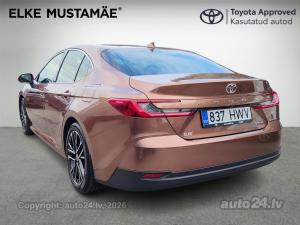 Brūns Toyota Camry 2026 Tallina, ar dzinēja tilpumu 2.49 L un nobraukumu 10 tūkst. km par 43895 €, foto 18 vietnē AUTOMOTO.COM.LV