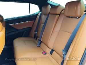Brūns Toyota Camry 2026 Tallina, ar dzinēja tilpumu 2.49 L un nobraukumu 10 tūkst. km par 43895 €, foto 20 vietnē AUTOMOTO.COM.LV