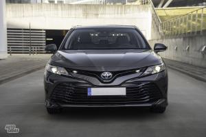 Toyota Camry 2019 Viļņa, ar dzinēja tilpumu 2.50 L un nobraukumu 112 tūkst. km par 21000 €, foto  vietnē AUTOMOTO.COM.LV