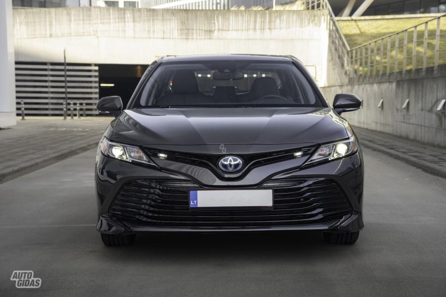 Toyota Camry 2019 Viļņa, ar dzinēja tilpumu 2.50 L un nobraukumu 112 tūkst. km par 21000 €, foto 1 vietnē AUTOMOTO.COM.LV