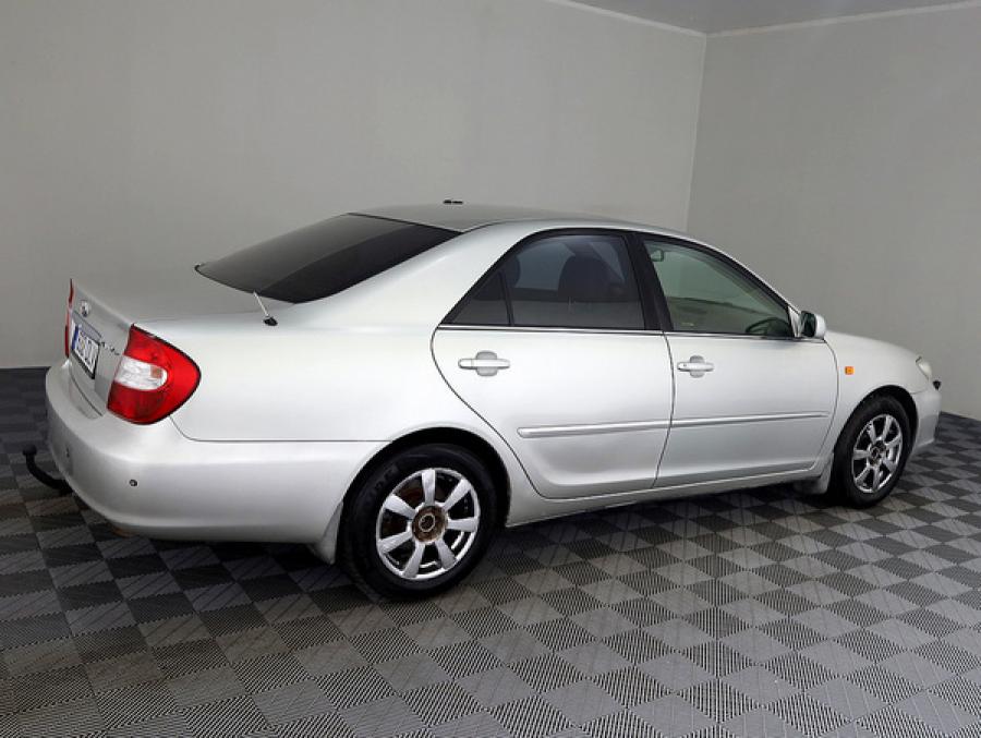 Grey Toyota Camry 2003 in Tallinn, with an engine capacity of 2.40 L and mileage of 265 thousand km for 1299 €, photo 4 on AUTOMOTO.COM.LV