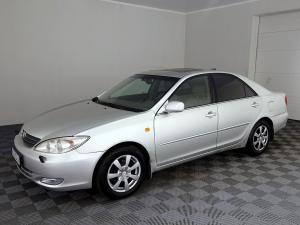 Grey Toyota Camry 2003 in Tallinn, with an engine capacity of 2.40 L and mileage of 265 thousand km for 1299 €, photo 10 on AUTOMOTO.COM.LV