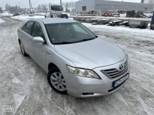 Grey Toyota Camry 2008 in Marijampole, with an engine capacity of 2.40 L and mileage of 159 thousand km for 5199 €, photo  on AUTOMOTO.COM.LV