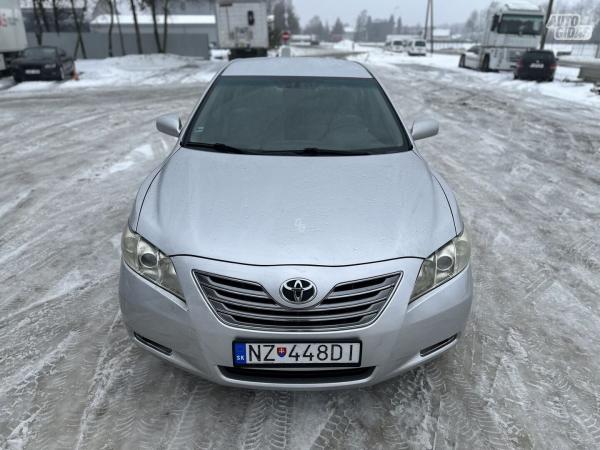 Grey Toyota Camry 2008 in Marijampole, with an engine capacity of 2.40 L and mileage of 159 thousand km for 4900 €, photo 2 on AUTOMOTO.COM.LV
