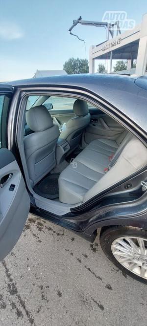 Pelēks Toyota Camry 2009 Prienai, ar dzinēja tilpumu 3.50 L un nobraukumu 335 tūkst. km par 3350 €, foto 7 vietnē AUTOMOTO.COM.LV