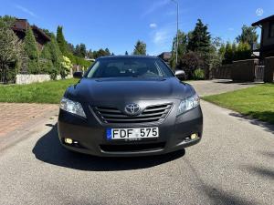 Pelēks Toyota Camry 2010 Viļņa, ar dzinēja tilpumu 3.50 L un nobraukumu 346 tūkst. km par 4900 €, foto 14 vietnē AUTOMOTO.COM.LV