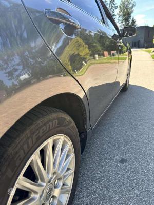 Pelēks Toyota Camry 2010 Viļņa, ar dzinēja tilpumu 3.50 L un nobraukumu 346 tūkst. km par 4900 €, foto 18 vietnē AUTOMOTO.COM.LV
