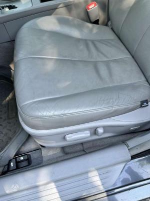 Pelēks Toyota Camry 2010 Viļņa, ar dzinēja tilpumu 3.50 L un nobraukumu 346 tūkst. km par 4900 €, foto 19 vietnē AUTOMOTO.COM.LV
