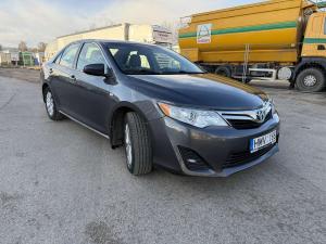Pelēks Toyota Camry 2013 Šauļi, ar dzinēja tilpumu 2.49 L un nobraukumu 76 tūkst. km par 6550 €, foto 3 vietnē AUTOMOTO.COM.LV