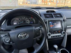 Pelēks Toyota Camry 2013 Šauļi, ar dzinēja tilpumu 2.49 L un nobraukumu 76 tūkst. km par 6550 €, foto 11 vietnē AUTOMOTO.COM.LV