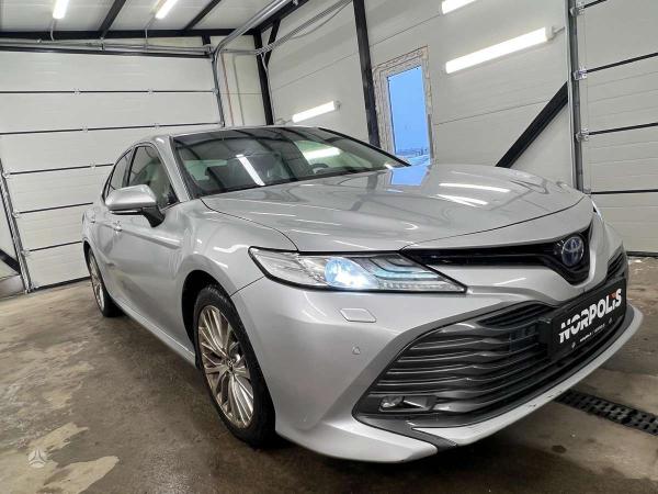 Pelēks Toyota Camry 2019 Viļņa, ar dzinēja tilpumu 2.49 L un nobraukumu 381 tūkst. km par 13794 €, foto 5 vietnē AUTOMOTO.COM.LV