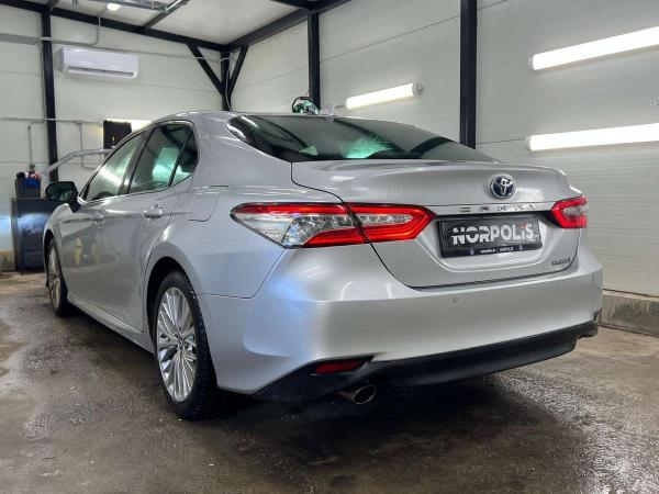Pelēks Toyota Camry 2019 Viļņa, ar dzinēja tilpumu 2.49 L un nobraukumu 381 tūkst. km par 13794 €, foto 8 vietnē AUTOMOTO.COM.LV