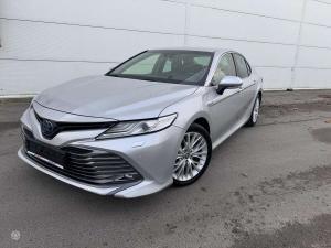Grey Toyota Camry 2021 in Klaipeda, with an engine capacity of 2.49 L and mileage of 220 thousand km for 13500 €, photo  on AUTOMOTO.COM.LV