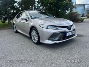Pelēks Toyota Camry 2021 Tallina, ar dzinēja tilpumu 2.50 L un nobraukumu 39 tūkst. km par 30990 €, foto 7 vietnē AUTOMOTO.COM.LV