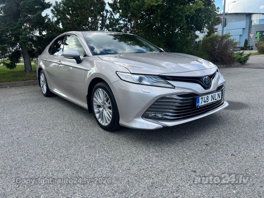 Pelēks Toyota Camry 2021 Tallina, ar dzinēja tilpumu 2.50 L un nobraukumu 39 tūkst. km par 30990 €, foto 7 vietnē AUTOMOTO.COM.LV