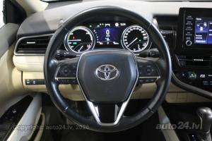 Pelēks Toyota Camry 2022 Tallina, ar dzinēja tilpumu 2.50 L un nobraukumu 110 tūkst. km par 25990 €, foto 13 vietnē AUTOMOTO.COM.LV