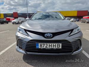 Pelēks Toyota Camry 2022 Tallina, ar dzinēja tilpumu 2.50 L un nobraukumu 33 tūkst. km par 33500 €, foto 6 vietnē AUTOMOTO.COM.LV