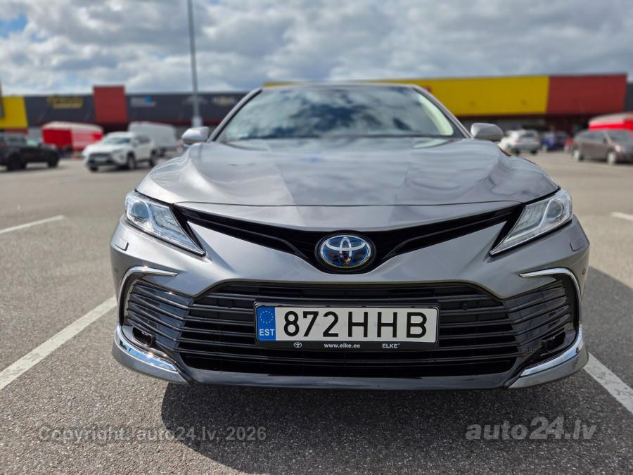 Pelēks Toyota Camry 2022 Tallina, ar dzinēja tilpumu 2.50 L un nobraukumu 33 tūkst. km par 33500 €, foto 6 vietnē AUTOMOTO.COM.LV
