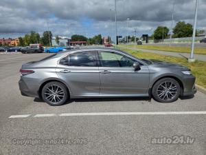 Pelēks Toyota Camry 2022 Tallina, ar dzinēja tilpumu 2.50 L un nobraukumu 33 tūkst. km par 33500 €, foto 8 vietnē AUTOMOTO.COM.LV