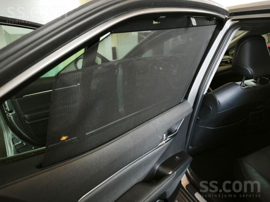 Grey Toyota Camry 2023 in Riga, with an engine capacity of 2.50 L and mileage of 62 thousand km for 34900 €, photo 16 on AUTOMOTO.COM.LV
