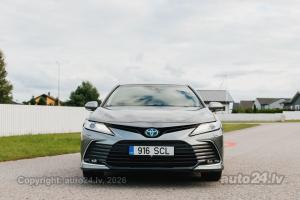 Grey Toyota Camry 2023 in Tallinn, with an engine capacity of 2.50 L and mileage of 43 thousand km for 34900 €, photo 6 on AUTOMOTO.COM.LV