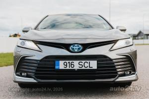 Grey Toyota Camry 2023 in Tallinn, with an engine capacity of 2.50 L and mileage of 43 thousand km for 34900 €, photo 7 on AUTOMOTO.COM.LV
