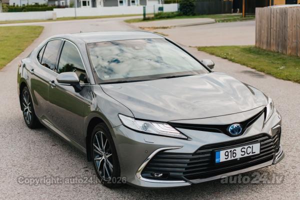 Pelēks Toyota Camry 2023 Tallina, ar dzinēja tilpumu 2.50 L un nobraukumu 43 tūkst. km par 34900 €, foto 9 vietnē AUTOMOTO.COM.LV
