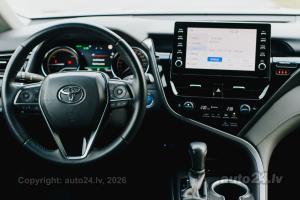 Grey Toyota Camry 2023 in Tallinn, with an engine capacity of 2.50 L and mileage of 43 thousand km for 34900 €, photo 13 on AUTOMOTO.COM.LV