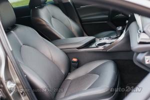 Grey Toyota Camry 2023 in Tallinn, with an engine capacity of 2.50 L and mileage of 43 thousand km for 34900 €, photo 15 on AUTOMOTO.COM.LV