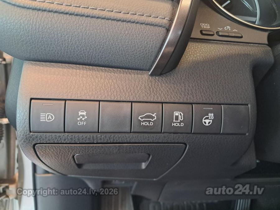 Pelēks Toyota Camry 2023 Narva, ar dzinēja tilpumu 2.49 L un nobraukumu 55 tūkst. km par 32490 €, foto 19 vietnē AUTOMOTO.COM.LV