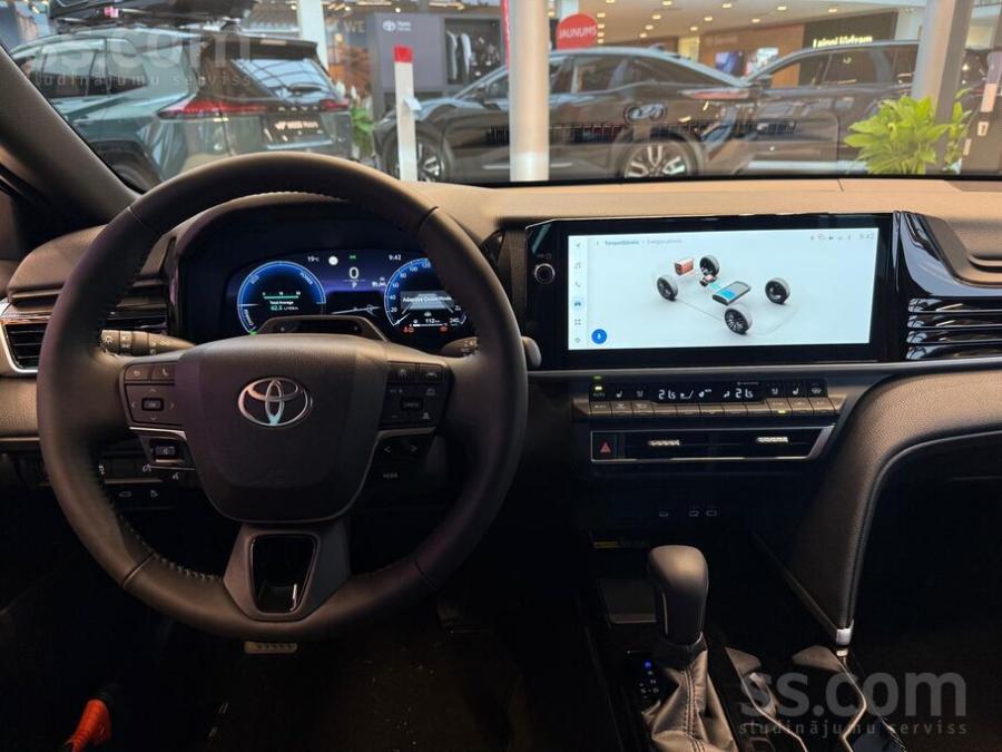 Pelēks Toyota Camry 2026 Rīga, ar dzinēja tilpumu 2.50 L un nobraukumu 0 tūkst. km par 41700 €, foto 11 vietnē AUTOMOTO.COM.LV