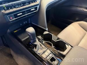 Pelēks Toyota Camry 2026 Rīga, ar dzinēja tilpumu 2.50 L un nobraukumu 0 tūkst. km par 41700 €, foto 12 vietnē AUTOMOTO.COM.LV