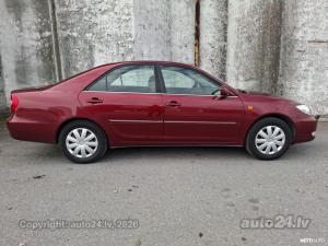 Красный Тойота Камри 2004 в Таллин, объемом двигателя 2.36 л и пробегом 345 тыс. км за 6000 €, фото 2 на AUTOMOTO.COM.LV