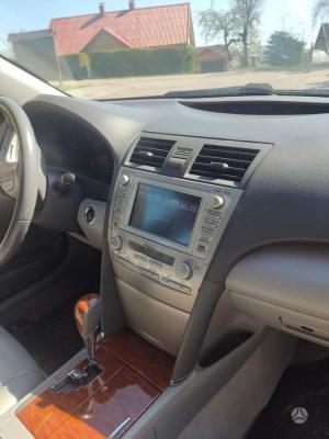 Sarkans Toyota Camry 2010 Švenčionys, ar dzinēja tilpumu 3.50 L un nobraukumu 225 tūkst. km par 5750 €, foto 11 vietnē AUTOMOTO.COM.LV