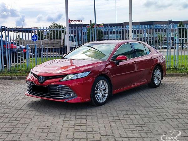 Sarkans Toyota Camry 2019 Klaipėda, ar dzinēja tilpumu 2.49 L un nobraukumu 177 tūkst. km par 16100 €, foto  vietnē AUTOMOTO.COM.LV