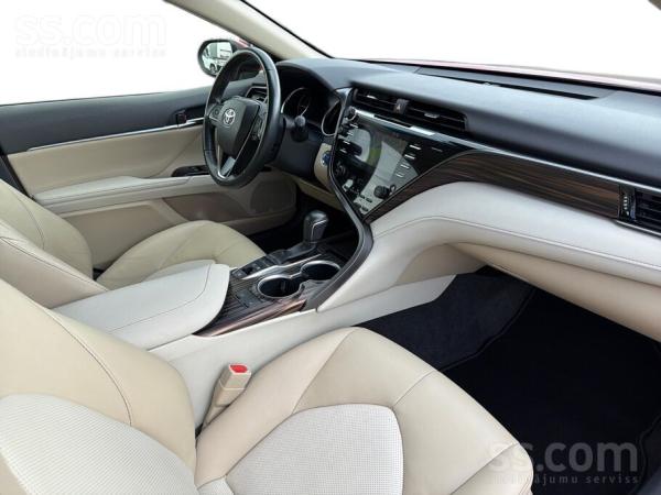 Sarkans Toyota Camry 2020 Rīga, ar dzinēja tilpumu 2.50 L un nobraukumu 170 tūkst. km par 22590 €, foto 6 vietnē AUTOMOTO.COM.LV
