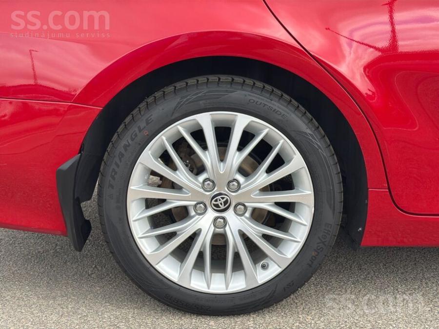 Sarkans Toyota Camry 2020 Rīga, ar dzinēja tilpumu 2.50 L un nobraukumu 170 tūkst. km par 22590 €, foto 20 vietnē AUTOMOTO.COM.LV
