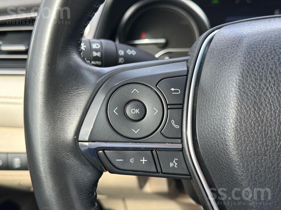 Sarkans Toyota Camry 2020 Rīga, ar dzinēja tilpumu 2.50 L un nobraukumu 170 tūkst. km par 22590 €, foto 22 vietnē AUTOMOTO.COM.LV