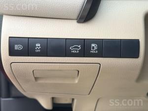 Sarkans Toyota Camry 2020 Rīga, ar dzinēja tilpumu 2.50 L un nobraukumu 170 tūkst. km par 22590 €, foto 27 vietnē AUTOMOTO.COM.LV