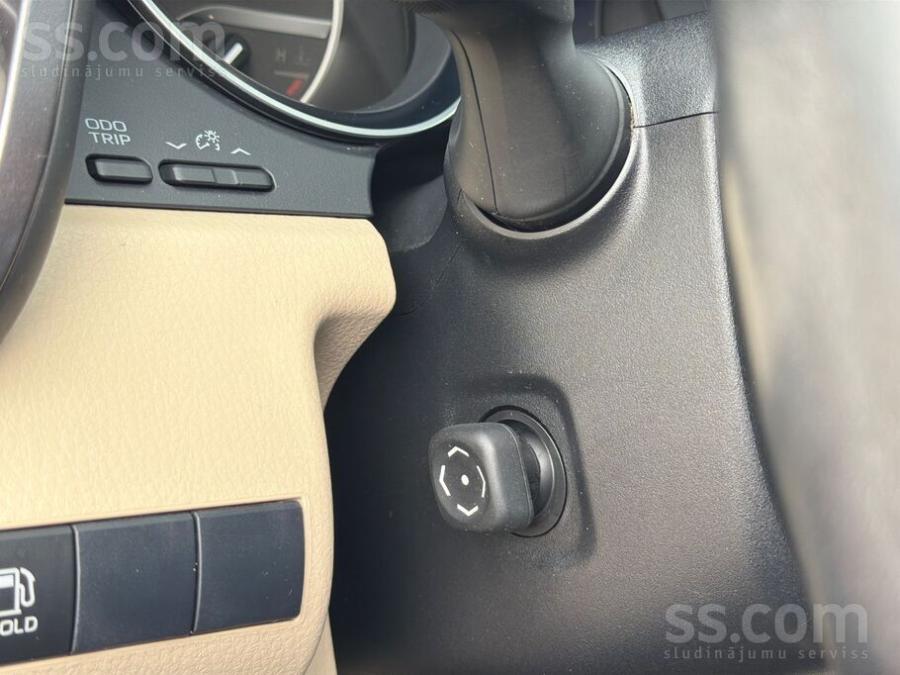 Sarkans Toyota Camry 2020 Rīga, ar dzinēja tilpumu 2.50 L un nobraukumu 170 tūkst. km par 22590 €, foto 28 vietnē AUTOMOTO.COM.LV