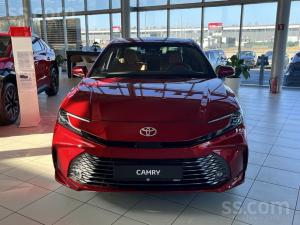 Sarkans Toyota Camry 2026 Rīga, ar dzinēja tilpumu 2.50 L un nobraukumu 10 tūkst. km par 47990 €, foto 28 vietnē AUTOMOTO.COM.LV