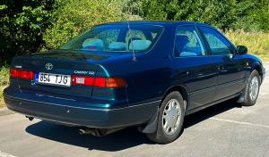 Toyota Camry 1998 Tallina, ar dzinēja tilpumu 2.20 L un nobraukumu 344 tūkst. km par 3700 €, foto 4 vietnē AUTOMOTO.COM.LV